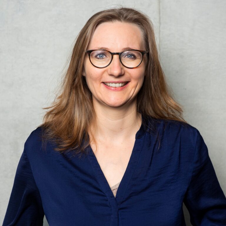 » Elektrolyse in Wunsiedel: Ende Juni wird es eine Lösung geben Lisa Badum